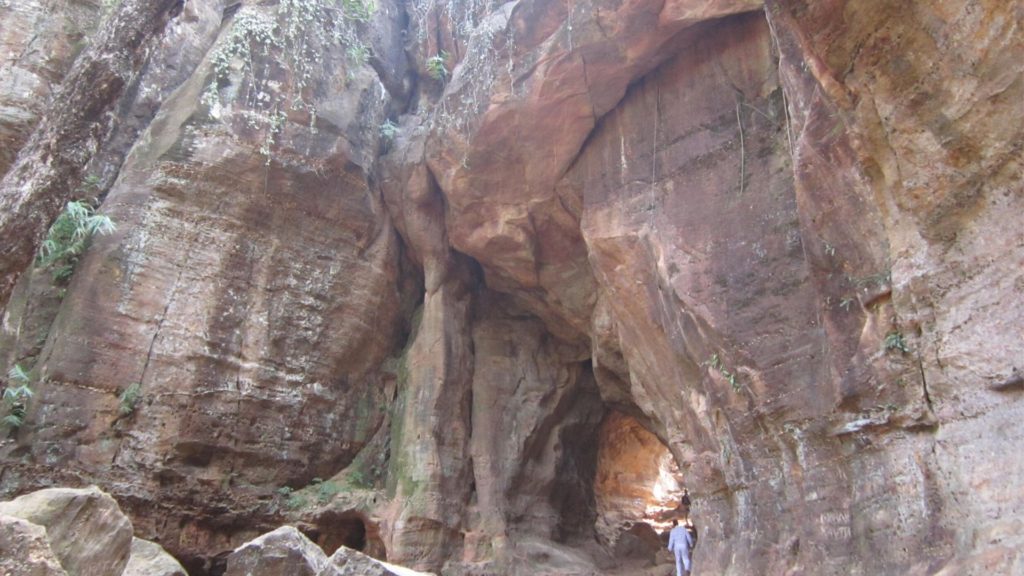 12 Awesome Places To Visit in Pachmarhi in 2 Days