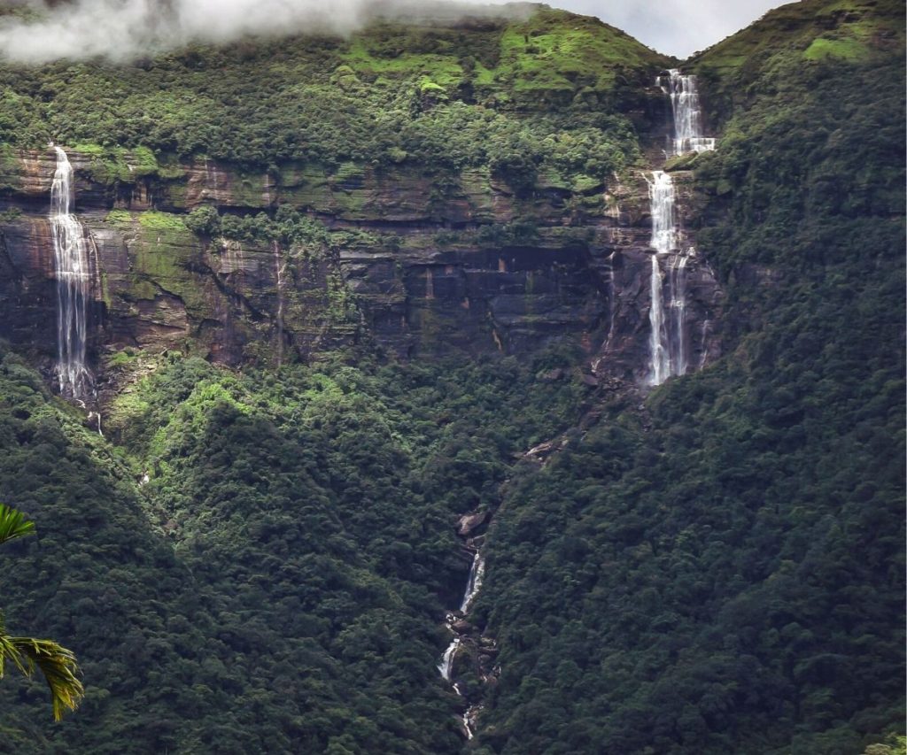 6 Most Beautiful Waterfalls in Cherrapunji | WildlifeZones