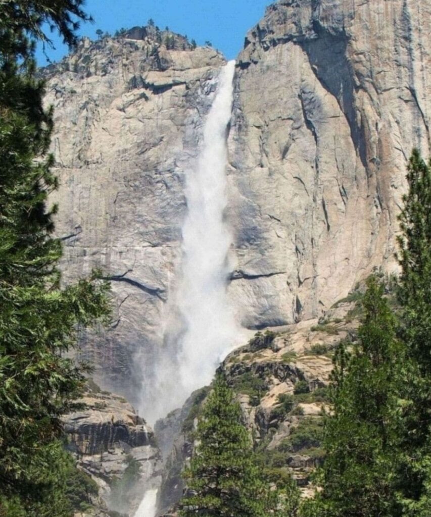 10 Attractions in Yosemite National Park You Must See | WildlifeZones