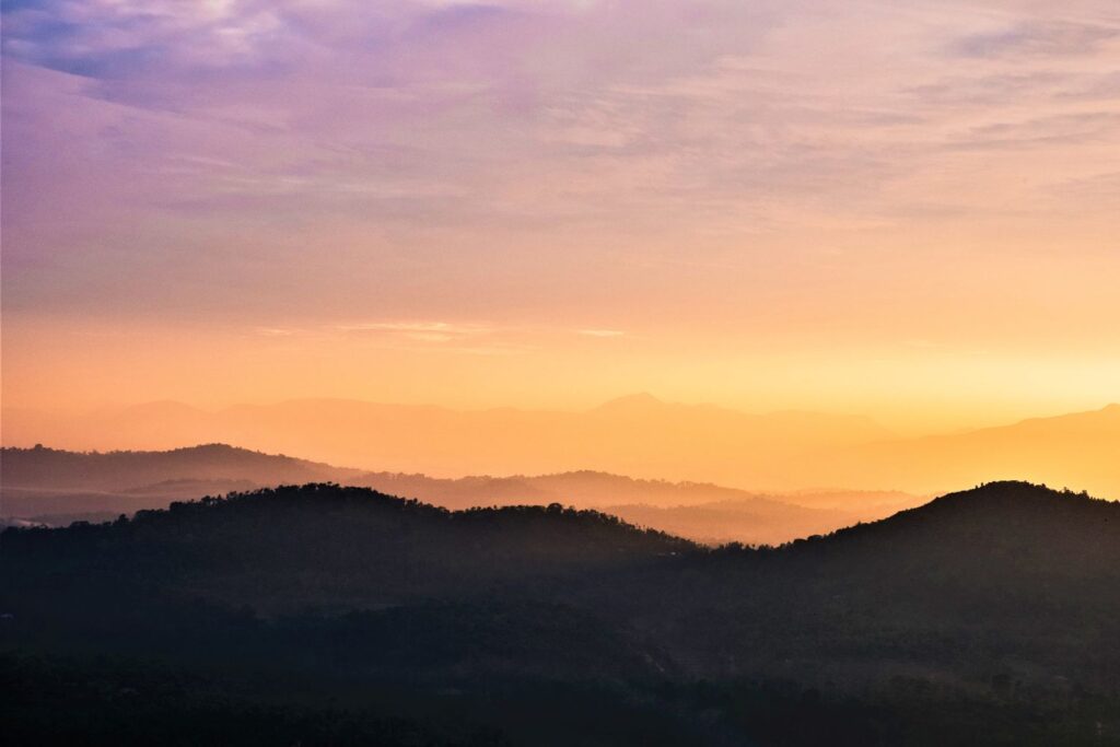 6 Amazing Places To Visit in Coorg in 1 Day | WildlifeZones